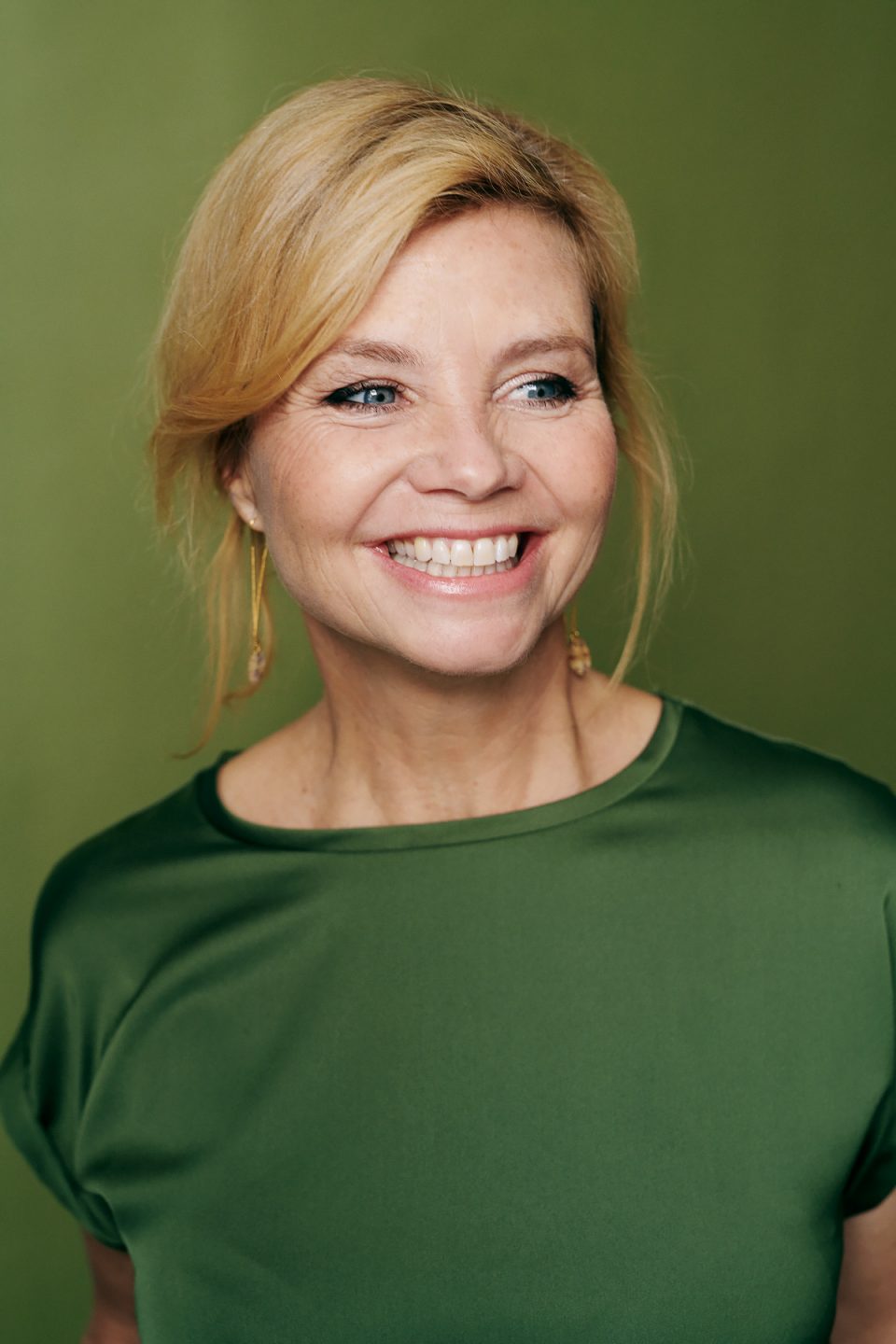 ANNETTE FRIER – VALERIA MITELMAN