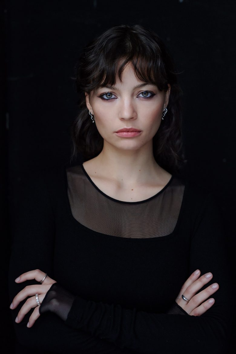 VIVI KÖNIG – VALERIA MITELMAN